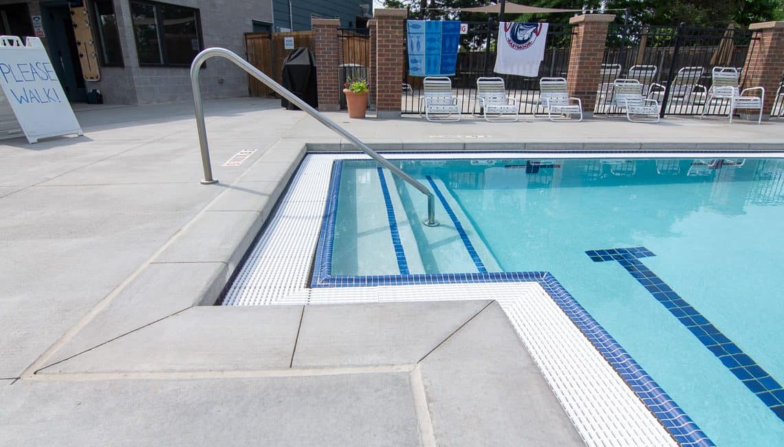 Eastmoor Swim & Tennis Club - Colorado Hardscapes